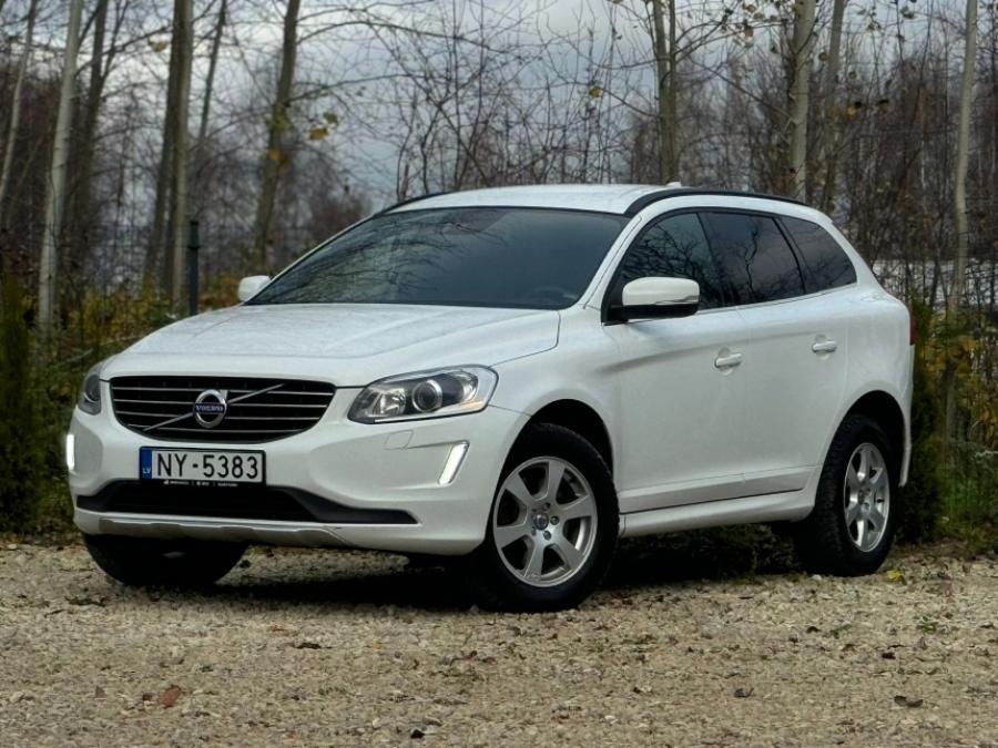 Balts Volvo XC60 2013 Rīga, ar dzinēja tilpumu 2.40 L un nobraukumu 255 tūkst. km par 12990 €, foto 23 vietnē AUTOMOTO.COM.LV