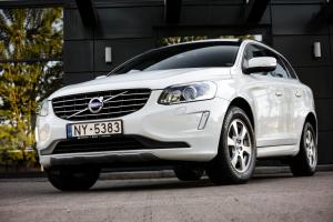 Balts Volvo XC60 2013 Rīga, ar dzinēja tilpumu 2.40 L un nobraukumu 255 tūkst. km par 12990 €, foto 27 vietnē AUTOMOTO.COM.LV