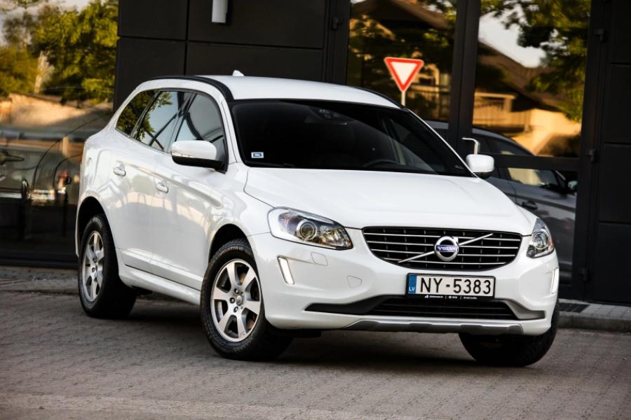 Balts Volvo XC60 2013 Rīga, ar dzinēja tilpumu 2.40 L un nobraukumu 255 tūkst. km par 12990 €, foto 31 vietnē AUTOMOTO.COM.LV
