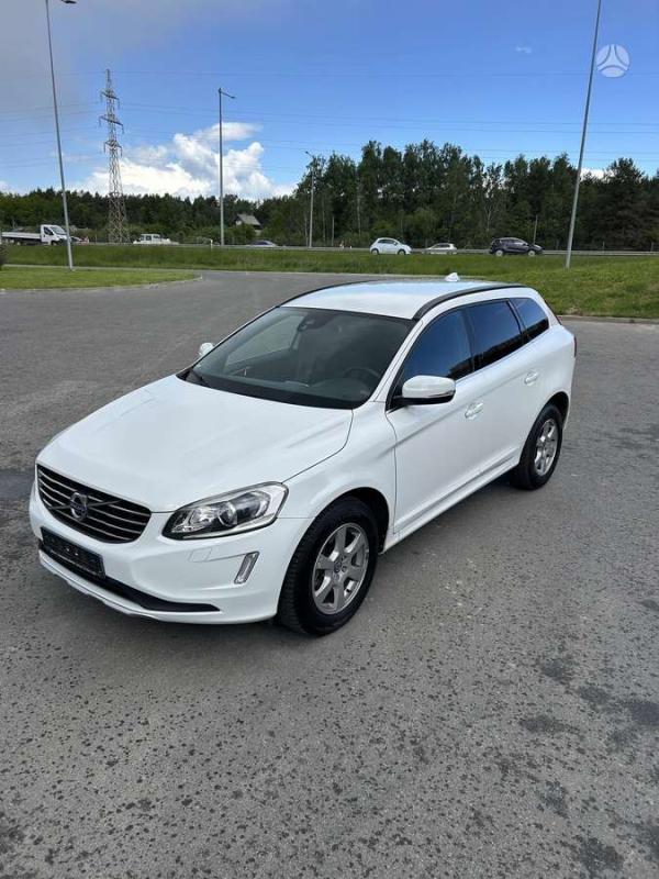 White Volvo XC60 2013 in Kaunas, with an engine capacity of 1.97 L and mileage of 257 thousand km for 6650 €, photo 2 on AUTOMOTO.COM.LV