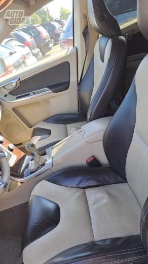 Balts Volvo XC60 2013 Viļņa, ar dzinēja tilpumu 2.40 L un nobraukumu 308 tūkst. km par 9950 €, foto 10 vietnē AUTOMOTO.COM.LV