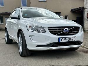 Balts Volvo XC60 2013 Rīga, ar dzinēja tilpumu 2.40 L un nobraukumu 213 tūkst. km par 2000 €, foto  vietnē AUTOMOTO.COM.LV