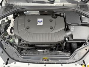 Balts Volvo XC60 2013 Rīga, ar dzinēja tilpumu 2.40 L un nobraukumu 0 tūkst. km par 9500 €, foto 16 vietnē AUTOMOTO.COM.LV