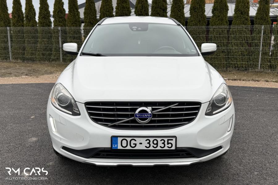 Balts Volvo XC60 2013 Jelgava, ar dzinēja tilpumu 2.40 L un nobraukumu 210 tūkst. km par 11950 €, foto 5 vietnē AUTOMOTO.COM.LV