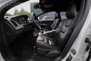 Balts Volvo XC60 2013 Jelgava, ar dzinēja tilpumu 2.00 L un nobraukumu 0 tūkst. km par 11990 €, foto 8 vietnē AUTOMOTO.COM.LV