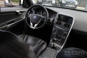 Balts Volvo XC60 2013 Jelgava, ar dzinēja tilpumu 2.00 L un nobraukumu 0 tūkst. km par 11990 €, foto 13 vietnē AUTOMOTO.COM.LV