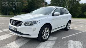 Balts Volvo XC60 2013 Cēsis, ar dzinēja tilpumu 2.00 L un nobraukumu 326 tūkst. km par 10700 €, foto 3 vietnē AUTOMOTO.COM.LV
