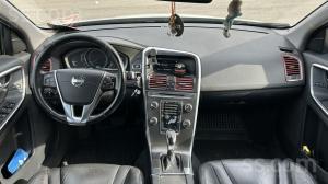 Balts Volvo XC60 2013 Cēsis, ar dzinēja tilpumu 2.00 L un nobraukumu 326 tūkst. km par 10700 €, foto 9 vietnē AUTOMOTO.COM.LV