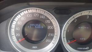 Белый Вольво ХС60 2013 в Кедайняй, объемом двигателя 2.40 л и пробегом 306 тыс. км за 8500 €, фото 14 на AUTOMOTO.COM.LV