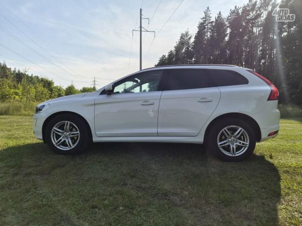 Balts Volvo XC60 2013 Ignalina, ar dzinēja tilpumu 2.40 L un nobraukumu 354 tūkst. km par 11000 €, foto 6 vietnē AUTOMOTO.COM.LV