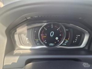White Volvo XC60 2013 in Ignalina, with an engine capacity of 2.40 L and mileage of 354 thousand km for 11000 €, photo 13 on AUTOMOTO.COM.LV