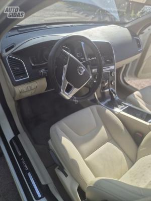 White Volvo XC60 2013 in Ignalina, with an engine capacity of 2.40 L and mileage of 354 thousand km for 11000 €, photo 15 on AUTOMOTO.COM.LV
