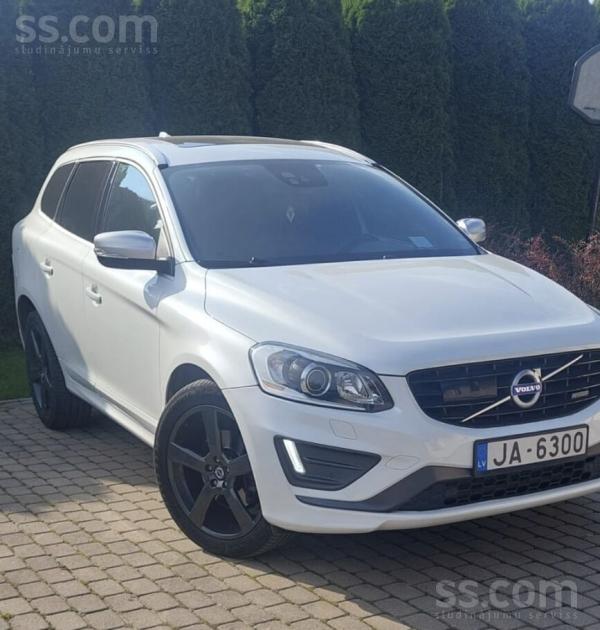 White Volvo XC60 2013 in Riga, with an engine capacity of 2.40 L and mileage of 236 thousand km for 13450 €, photo 3 on AUTOMOTO.COM.LV