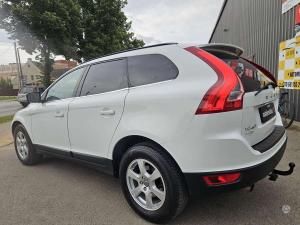 Balts Volvo XC60 2013 Šauļi, ar dzinēja tilpumu 1.98 L un nobraukumu 280 tūkst. km par 8950 €, foto 6 vietnē AUTOMOTO.COM.LV