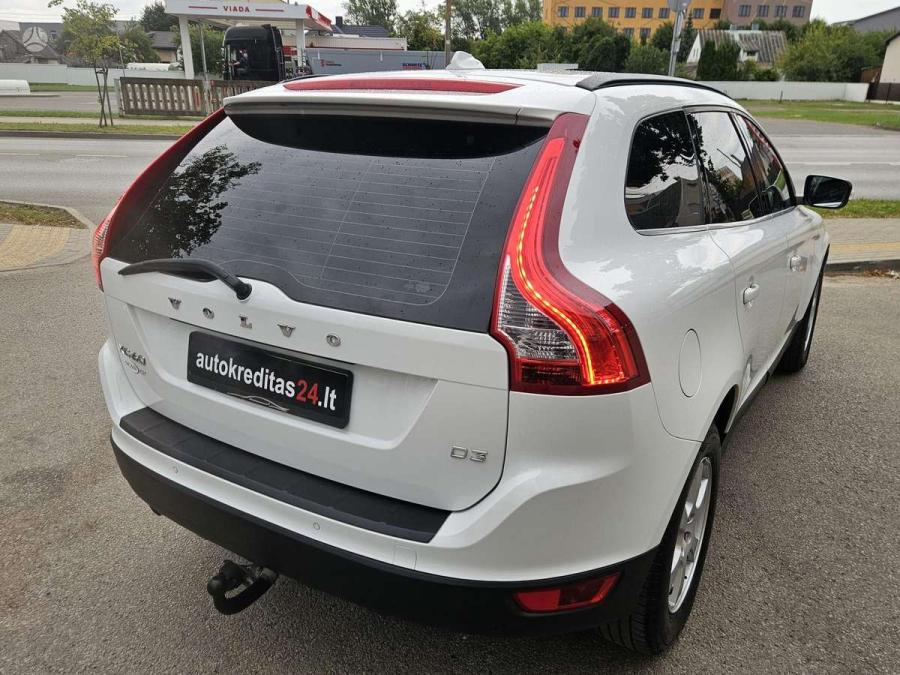 Balts Volvo XC60 2013 Šauļi, ar dzinēja tilpumu 1.98 L un nobraukumu 280 tūkst. km par 8950 €, foto 8 vietnē AUTOMOTO.COM.LV