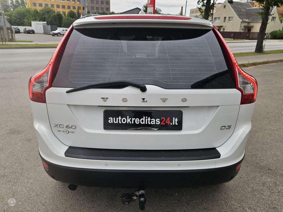 Balts Volvo XC60 2013 Šauļi, ar dzinēja tilpumu 1.98 L un nobraukumu 280 tūkst. km par 8950 €, foto 11 vietnē AUTOMOTO.COM.LV