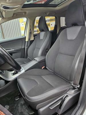 Balts Volvo XC60 2013 Šauļi, ar dzinēja tilpumu 1.98 L un nobraukumu 280 tūkst. km par 8950 €, foto 16 vietnē AUTOMOTO.COM.LV