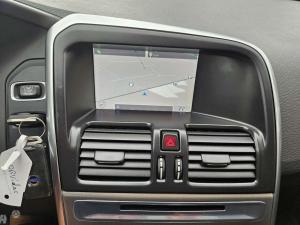 Balts Volvo XC60 2013 Šauļi, ar dzinēja tilpumu 1.98 L un nobraukumu 280 tūkst. km par 8950 €, foto 19 vietnē AUTOMOTO.COM.LV