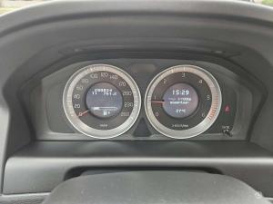 Balts Volvo XC60 2013 Šauļi, ar dzinēja tilpumu 1.98 L un nobraukumu 280 tūkst. km par 8950 €, foto 22 vietnē AUTOMOTO.COM.LV