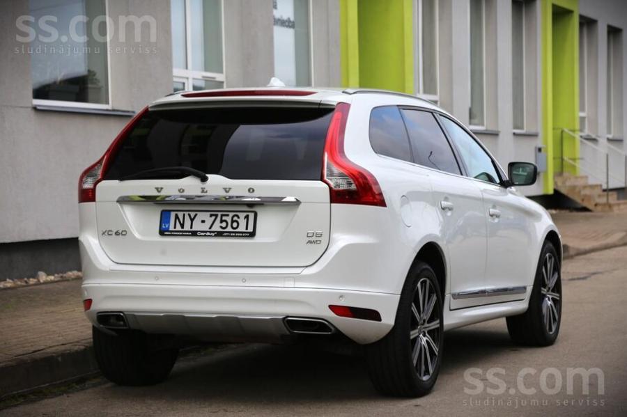 White Volvo XC60 2013 in Riga, with an engine capacity of 2.40 L and mileage of 166 thousand km for 10995 €, photo 7 on AUTOMOTO.COM.LV