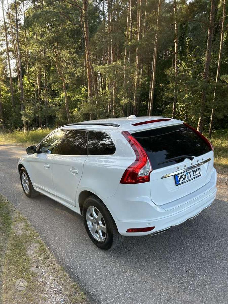 Balts Volvo XC60 2013 Kauņa, ar dzinēja tilpumu 1.97 L un nobraukumu 257 tūkst. km par 6490 €, foto 8 vietnē AUTOMOTO.COM.LV
