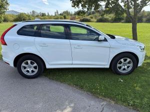 Balts Volvo XC60 2013 Šauļi, ar dzinēja tilpumu 1.98 L un nobraukumu 324 tūkst. km par 8250 €, foto 7 vietnē AUTOMOTO.COM.LV