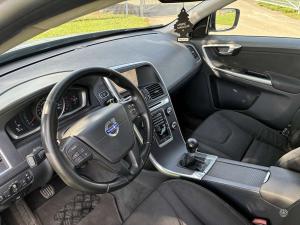 Balts Volvo XC60 2013 Šauļi, ar dzinēja tilpumu 1.98 L un nobraukumu 324 tūkst. km par 8250 €, foto 10 vietnē AUTOMOTO.COM.LV