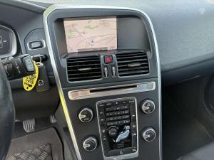 Balts Volvo XC60 2013 Šauļi, ar dzinēja tilpumu 1.98 L un nobraukumu 324 tūkst. km par 8250 €, foto 14 vietnē AUTOMOTO.COM.LV