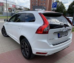 White Volvo XC60 2013 in Marijampole, with an engine capacity of 2.40 L and mileage of 339 thousand km for 11450 €, photo 5 on AUTOMOTO.COM.LV