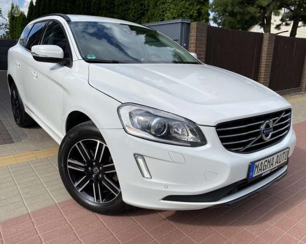 White Volvo XC60 2013 in Marijampole, with an engine capacity of 2.40 L and mileage of 339 thousand km for 11450 €, photo 8 on AUTOMOTO.COM.LV