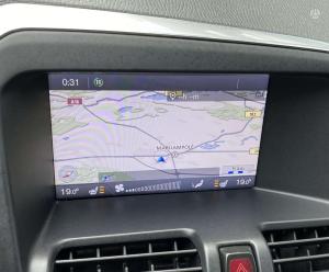 White Volvo XC60 2013 in Marijampole, with an engine capacity of 2.40 L and mileage of 339 thousand km for 11450 €, photo 32 on AUTOMOTO.COM.LV