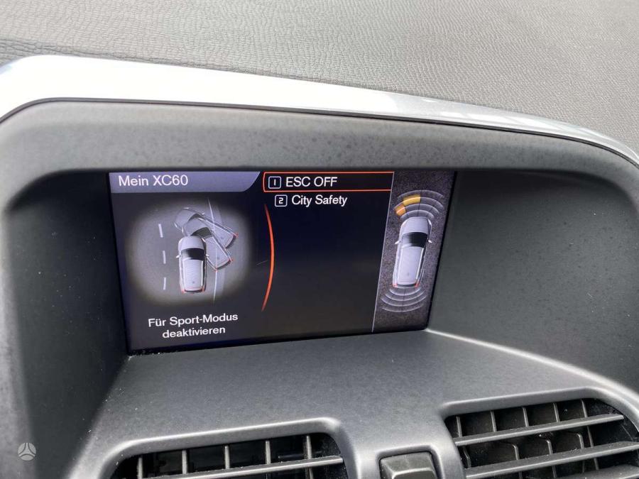 White Volvo XC60 2013 in Marijampole, with an engine capacity of 2.40 L and mileage of 339 thousand km for 11450 €, photo 35 on AUTOMOTO.COM.LV