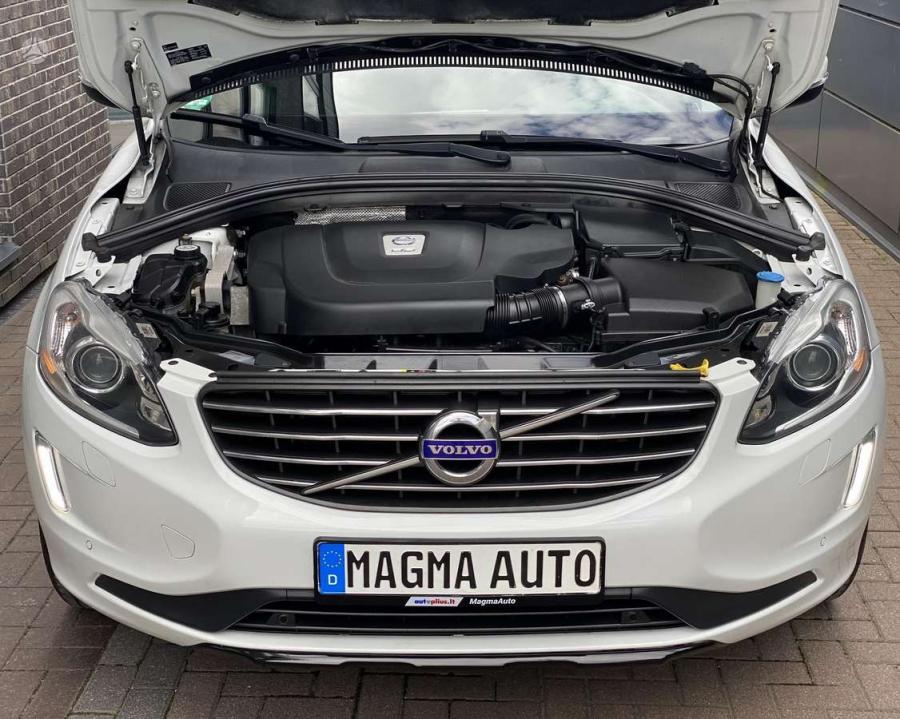 White Volvo XC60 2013 in Marijampole, with an engine capacity of 2.40 L and mileage of 339 thousand km for 11450 €, photo 48 on AUTOMOTO.COM.LV