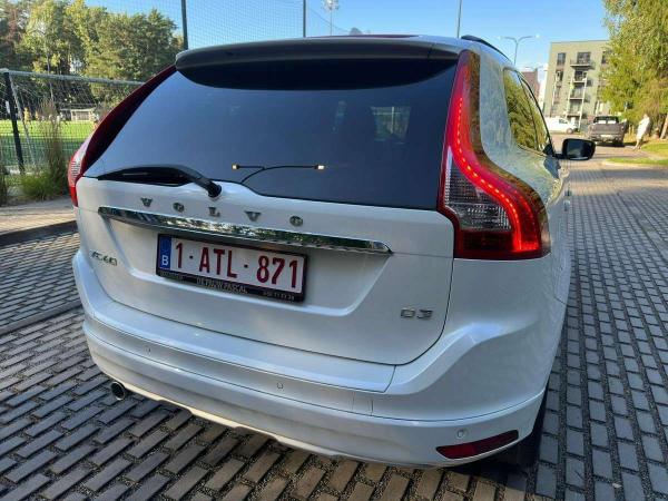 Volvo XC60 2013 Viļņa vietnē Balts Volvo XC60 2013 Viļņa, ar dzinēja tilpumu 1.98 L un nobraukumu 284 tūkst. km par 10750 €, foto 9 vietnē AUTOMOTO.COM.LV