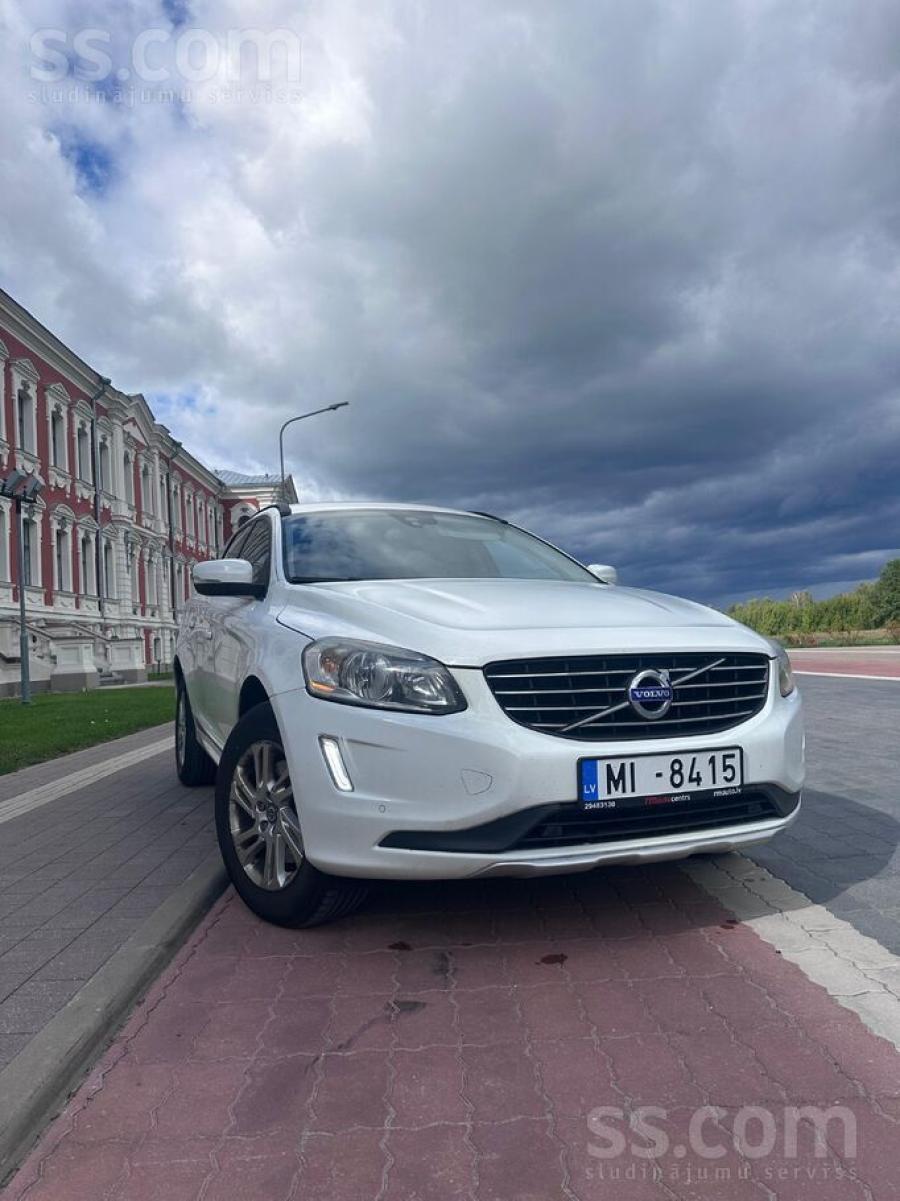Balts Volvo XC60 2013 Jelgava, ar dzinēja tilpumu 2.00 L un nobraukumu 258 tūkst. km par 10500 €, foto 5 vietnē AUTOMOTO.COM.LV