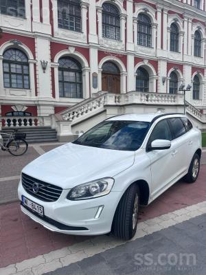 Balts Volvo XC60 2013 Jelgava, ar dzinēja tilpumu 2.00 L un nobraukumu 258 tūkst. km par 10500 €, foto 10 vietnē AUTOMOTO.COM.LV