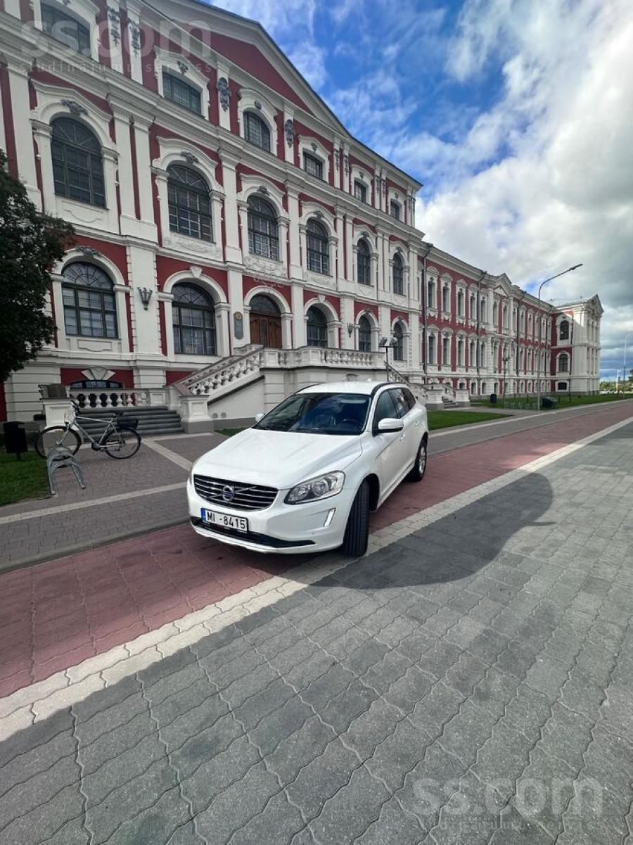 Balts Volvo XC60 2013 Jelgava, ar dzinēja tilpumu 2.00 L un nobraukumu 258 tūkst. km par 10500 €, foto 11 vietnē AUTOMOTO.COM.LV
