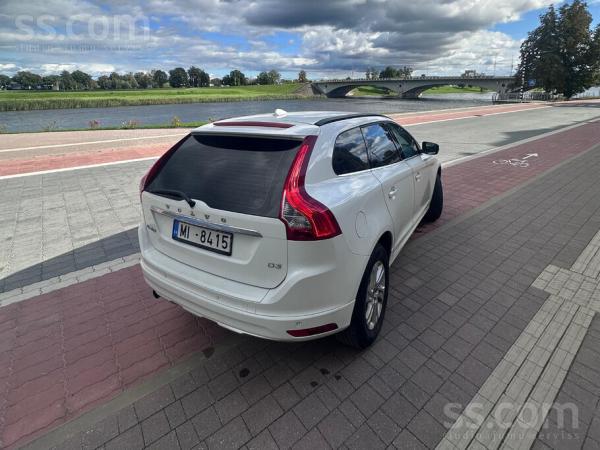 Balts Volvo XC60 2013 Jelgava, ar dzinēja tilpumu 2.00 L un nobraukumu 258 tūkst. km par 9500 €, foto 7 vietnē AUTOMOTO.COM.LV