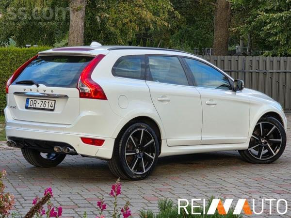 Volvo XC60 2013 in Riga on AUTOMOTO.COM.LV White Volvo XC60 2013 in Riga, with an engine capacity of 2.40 L and mileage of 248 thousand km for 12450 €, photo 6 on AUTOMOTO.COM.LV