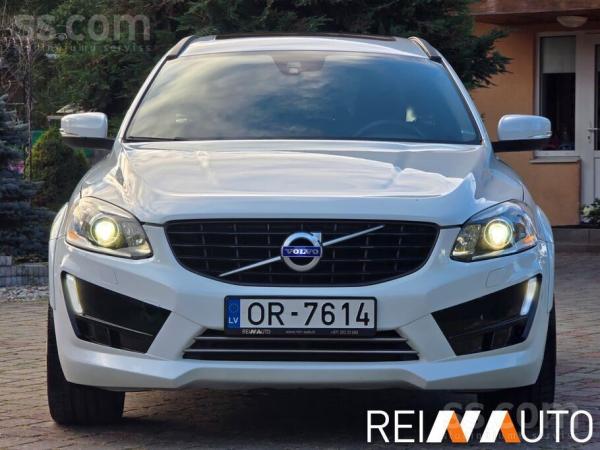 Volvo XC60 2013 in Riga on AUTOMOTO.COM.LV White Volvo XC60 2013 in Riga, with an engine capacity of 2.40 L and mileage of 248 thousand km for 12450 €, photo 9 on AUTOMOTO.COM.LV