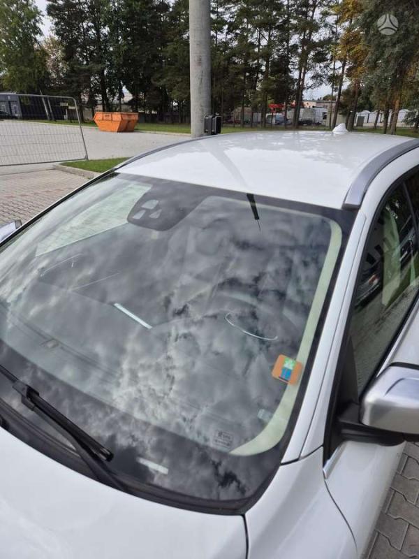 Balts Volvo XC60 2013 Šauļi, ar dzinēja tilpumu 2.40 L un nobraukumu 216 tūkst. km par 10800 €, foto 11 vietnē AUTOMOTO.COM.LV