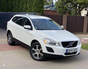 Balts Volvo XC60 2013 Marijampole, ar dzinēja tilpumu 2.40 L un nobraukumu 280 tūkst. km par 9750 €, foto 3 vietnē AUTOMOTO.COM.LV