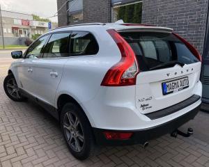 Balts Volvo XC60 2013 Marijampole, ar dzinēja tilpumu 2.40 L un nobraukumu 280 tūkst. km par 9750 €, foto 21 vietnē AUTOMOTO.COM.LV