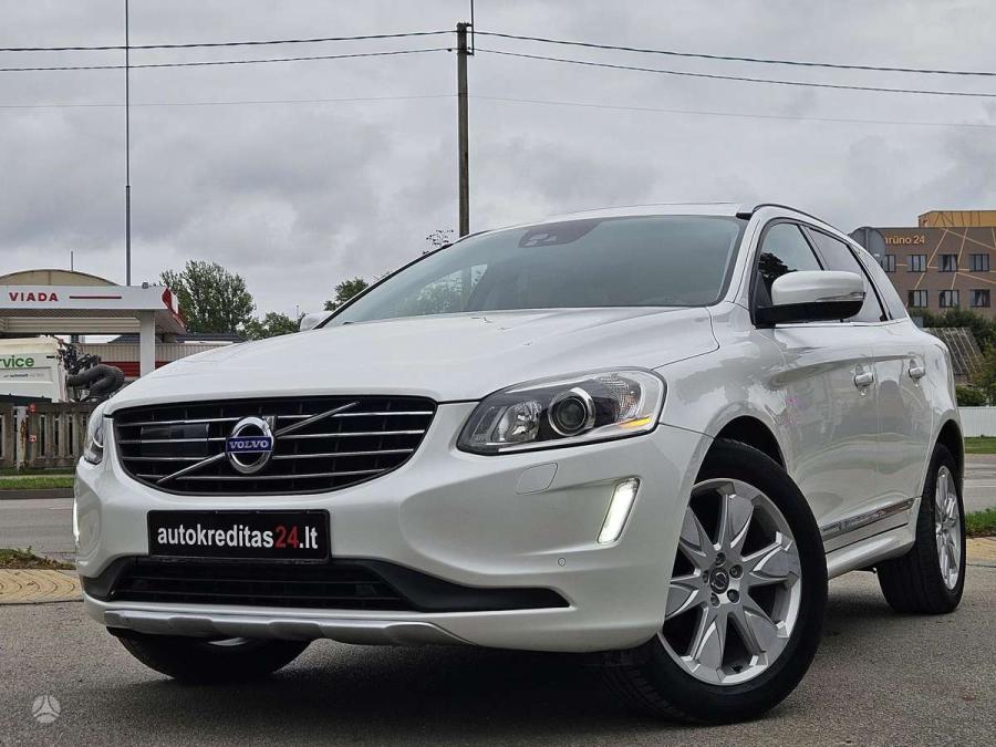 Balts Volvo XC60 2013 Šauļi, ar dzinēja tilpumu 2.40 L un nobraukumu 207 tūkst. km par 13950 €, foto 1 vietnē AUTOMOTO.COM.LV