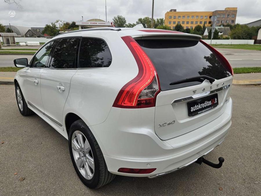 Balts Volvo XC60 2013 Šauļi, ar dzinēja tilpumu 2.40 L un nobraukumu 207 tūkst. km par 13950 €, foto 5 vietnē AUTOMOTO.COM.LV