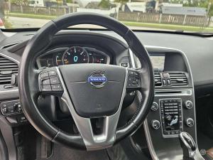 Balts Volvo XC60 2013 Šauļi, ar dzinēja tilpumu 2.40 L un nobraukumu 207 tūkst. km par 13950 €, foto 24 vietnē AUTOMOTO.COM.LV