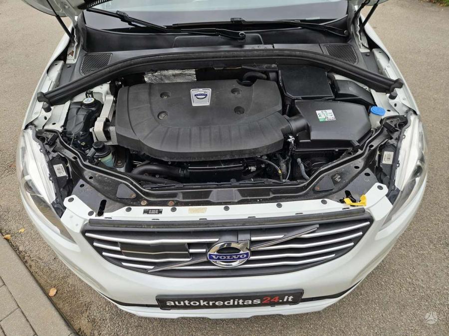 Balts Volvo XC60 2013 Šauļi, ar dzinēja tilpumu 2.40 L un nobraukumu 207 tūkst. km par 13950 €, foto 32 vietnē AUTOMOTO.COM.LV
