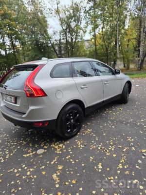 Balts Volvo XC60 2013 Jūrmala, ar dzinēja tilpumu 2.40 L un nobraukumu 304 tūkst. km par 11500 €, foto 6 vietnē AUTOMOTO.COM.LV
