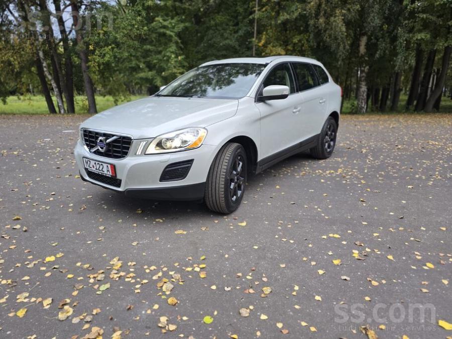 Balts Volvo XC60 2013 Jūrmala, ar dzinēja tilpumu 2.40 L un nobraukumu 304 tūkst. km par 11500 €, foto 9 vietnē AUTOMOTO.COM.LV
