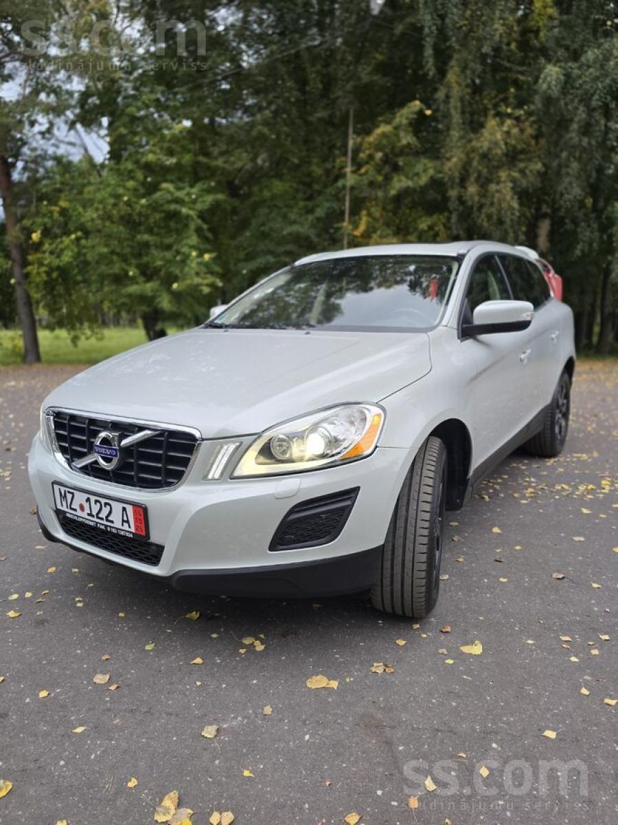 Balts Volvo XC60 2013 Jūrmala, ar dzinēja tilpumu 2.40 L un nobraukumu 304 tūkst. km par 11500 €, foto 12 vietnē AUTOMOTO.COM.LV
